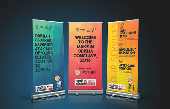 In standee | Bảng giá standee chữ X, standee cuốn 2020